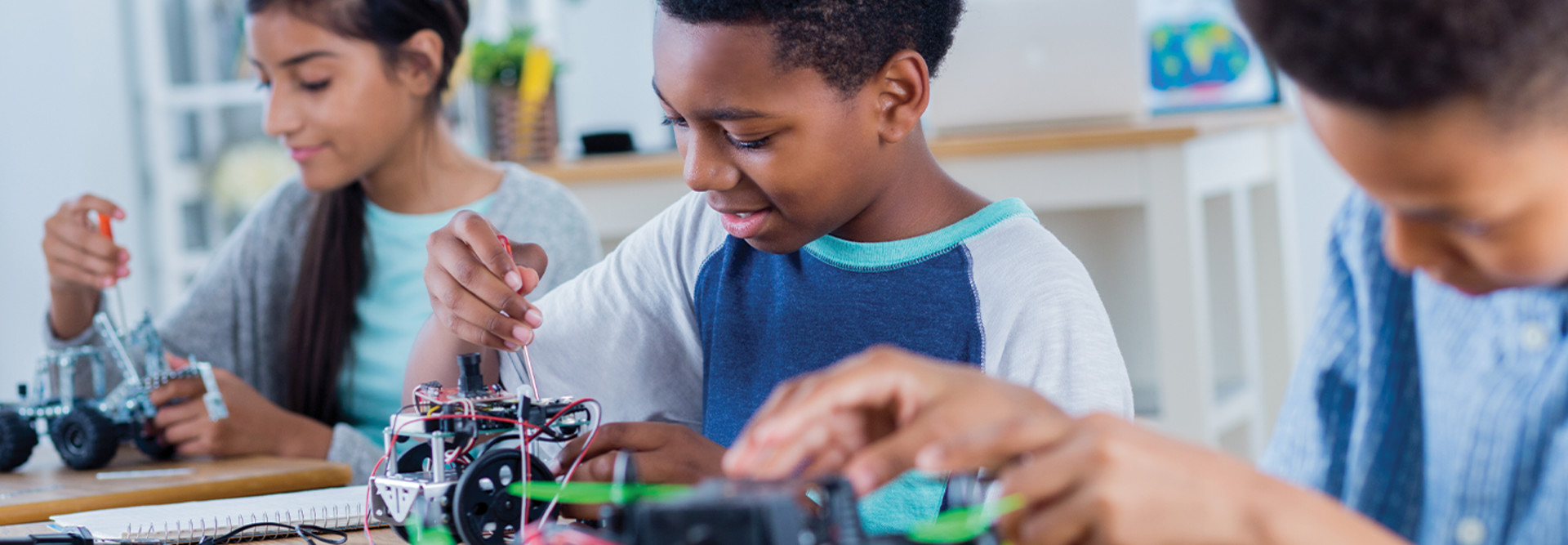 How Project-Based Learning Can Help Students Build 21st Century Skills